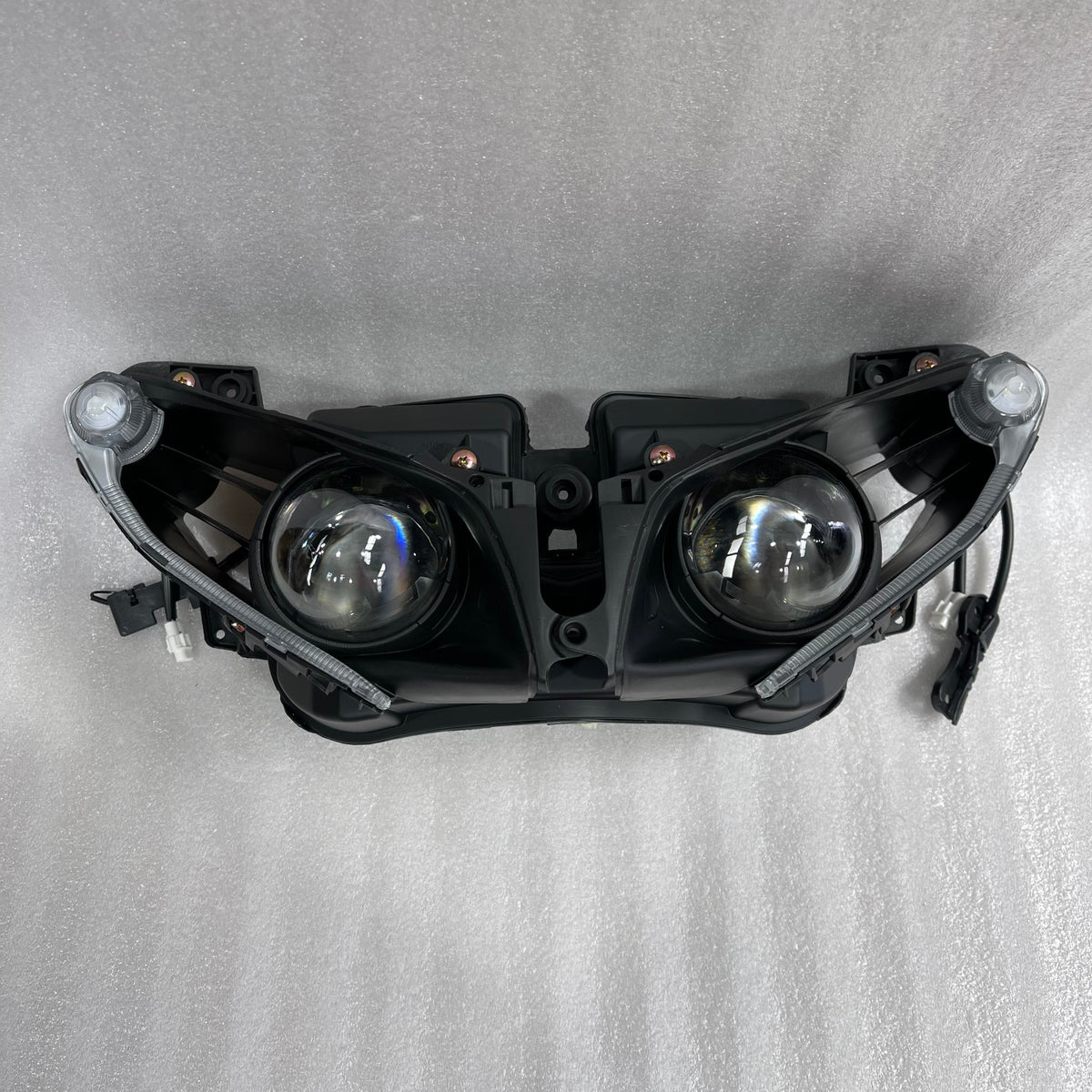 YAMAHA HEADLIGHT ASSEMBLY